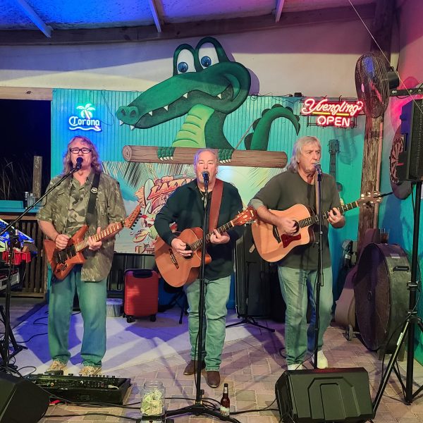The Lazy Lizard | Hernando Beach | The Complete Visitor Guide
